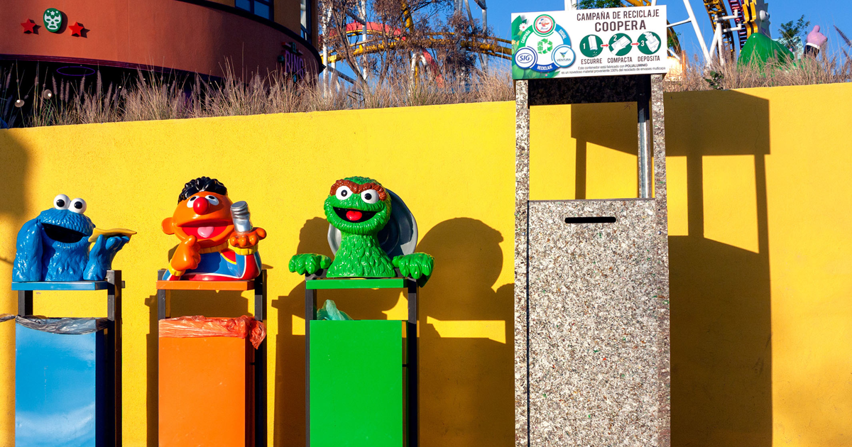 SIG partnership showcases recycling in action at Mexico fun park - SIG ...